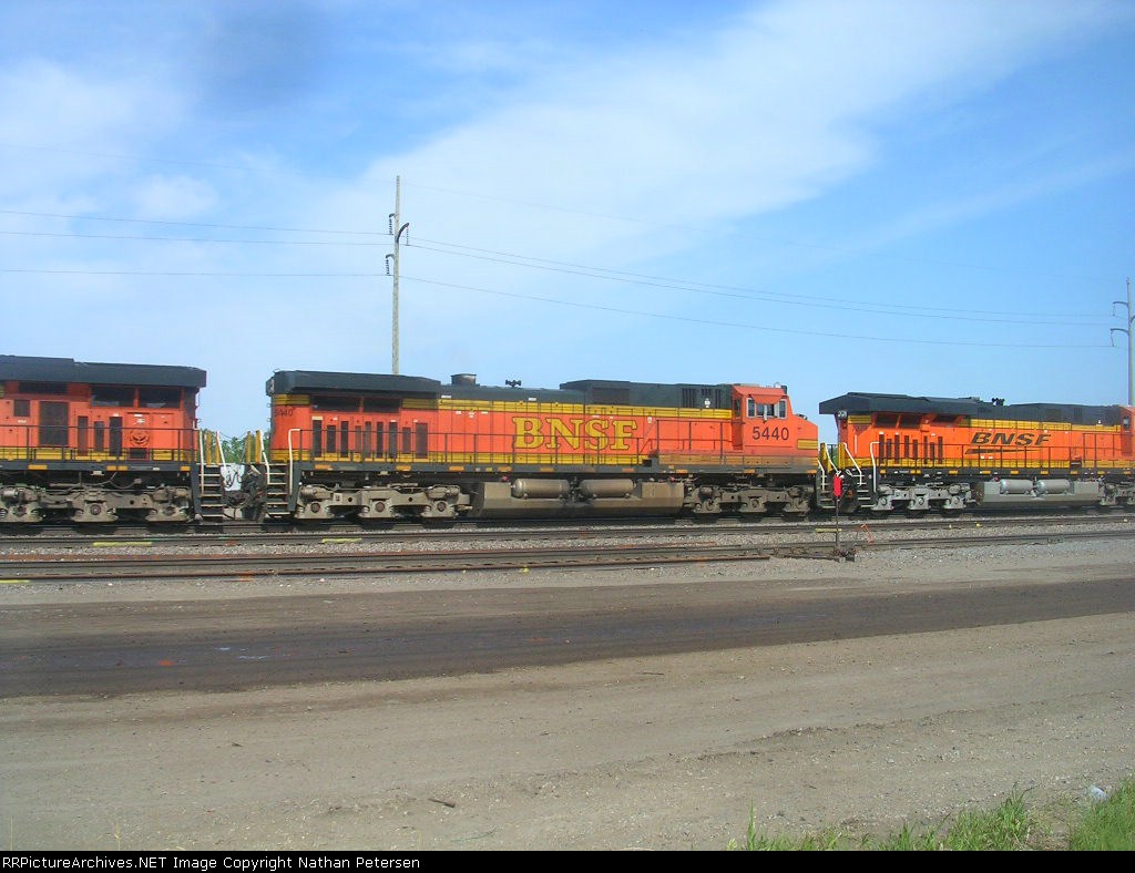 BNSF 5440